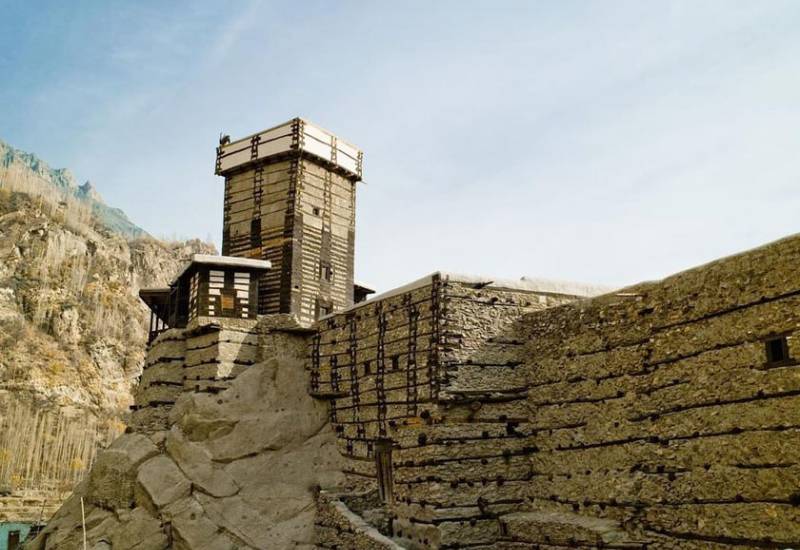 Hunza Valley Tour Packages 2024 By Road & Air [Book Now]