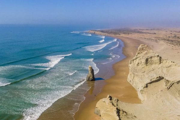 Top 10 Beaches in Pakistan - Exploria.pk